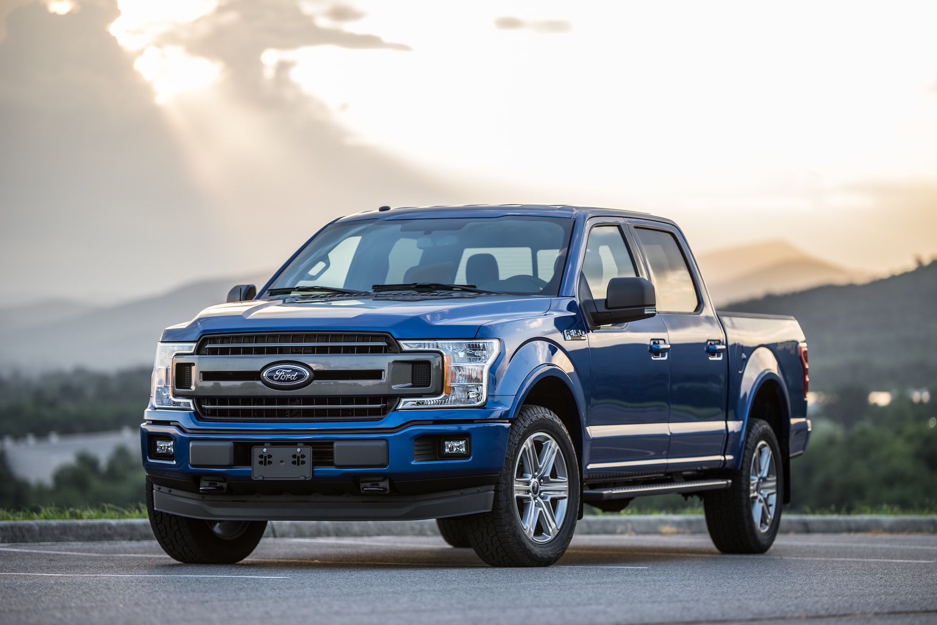 The 5 Best All-Terrain Tires for F150 - Complete In-Depth Guide ...